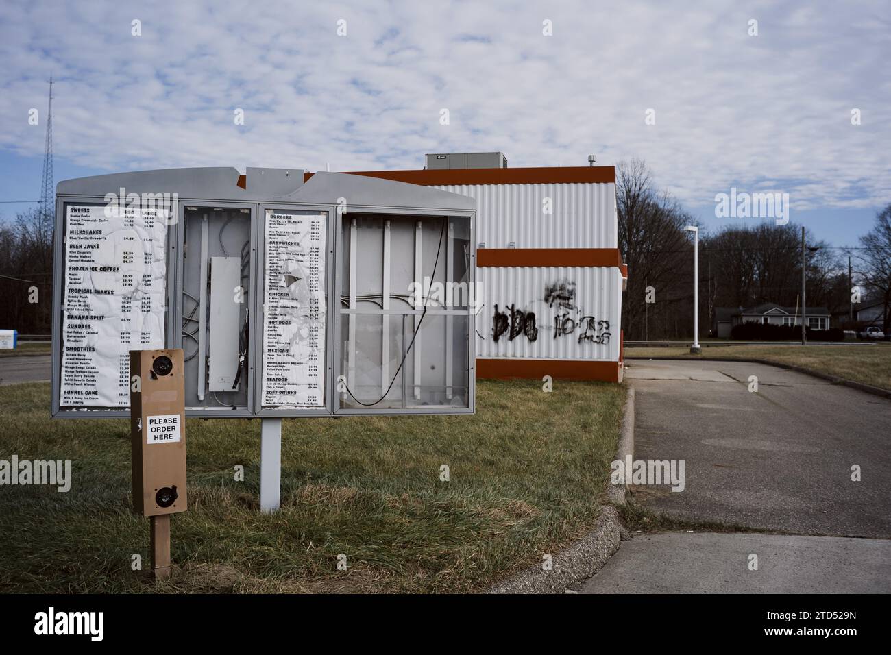 Drive through at an bandoned diner in Deerfield Township Michigan USA ...