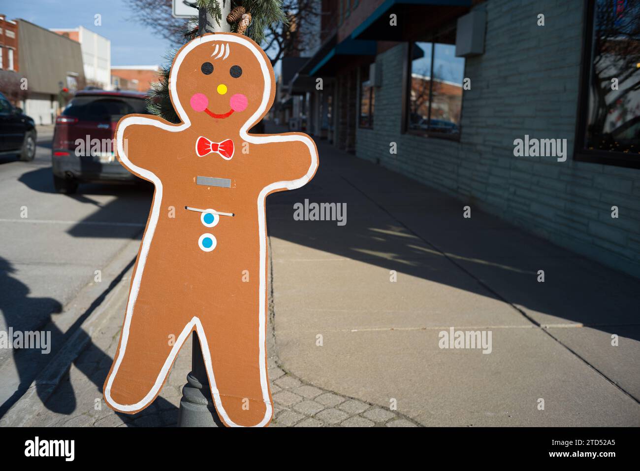 Man decoration hi-res stock photography and images - Alamy