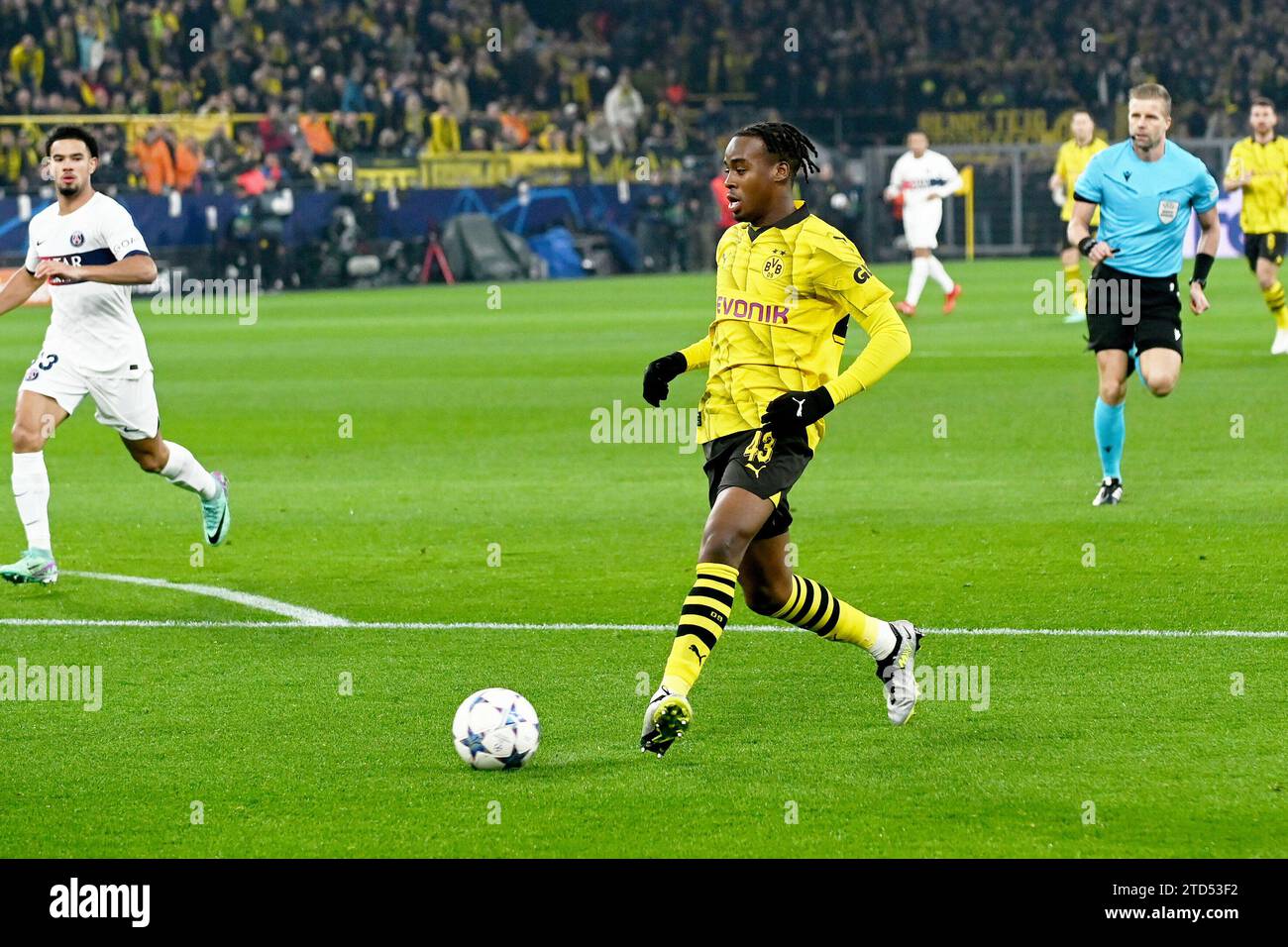 Fussball; Spieltag 06; Matchday 06; Gruppenphase; Group Stage; Gruppe F, Group F; UEFA Champions ...