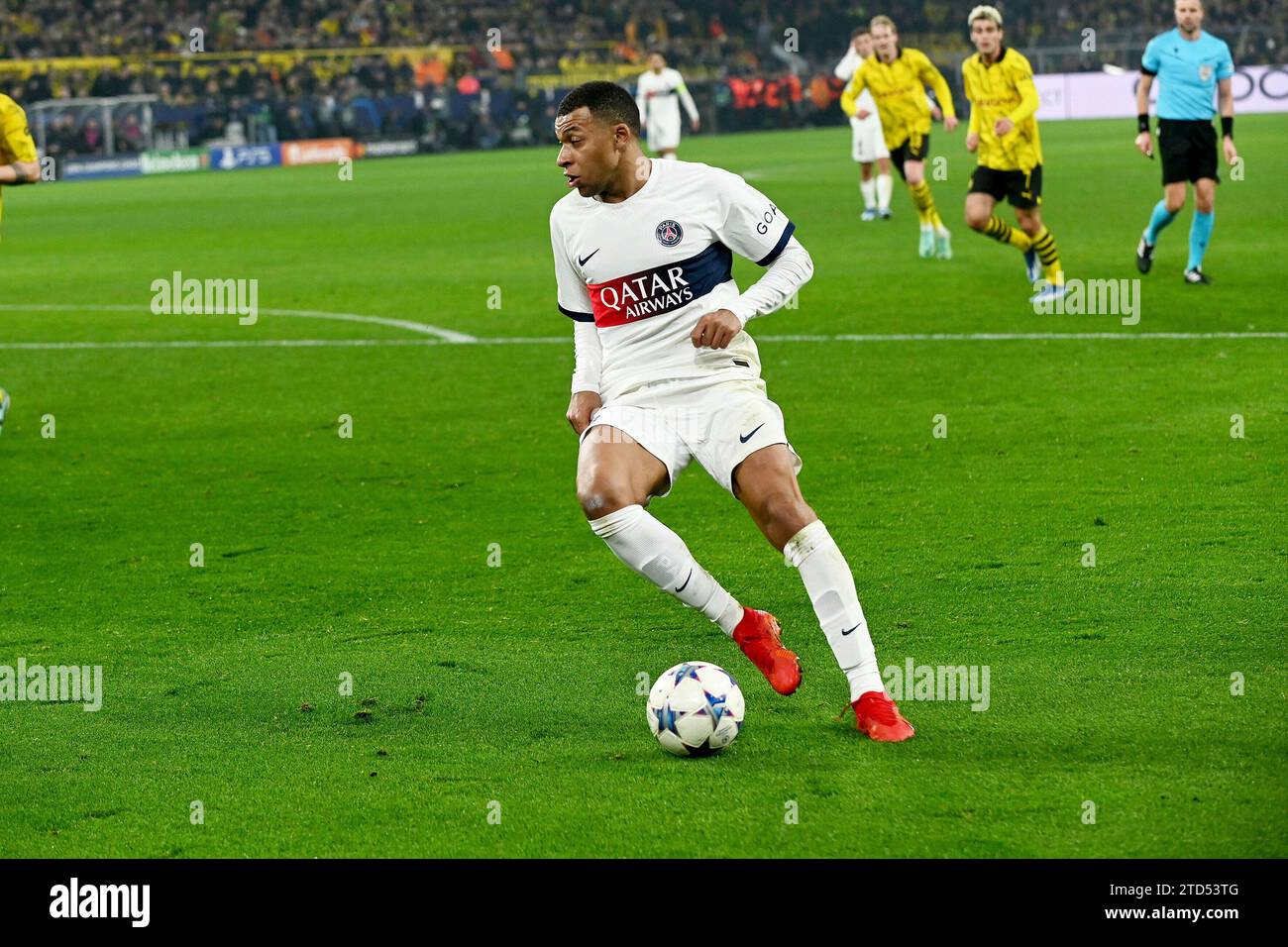 Fussball; Spieltag 06; Matchday 06; Gruppenphase; Group Stage; Gruppe F, Group F; UEFA Champions ...