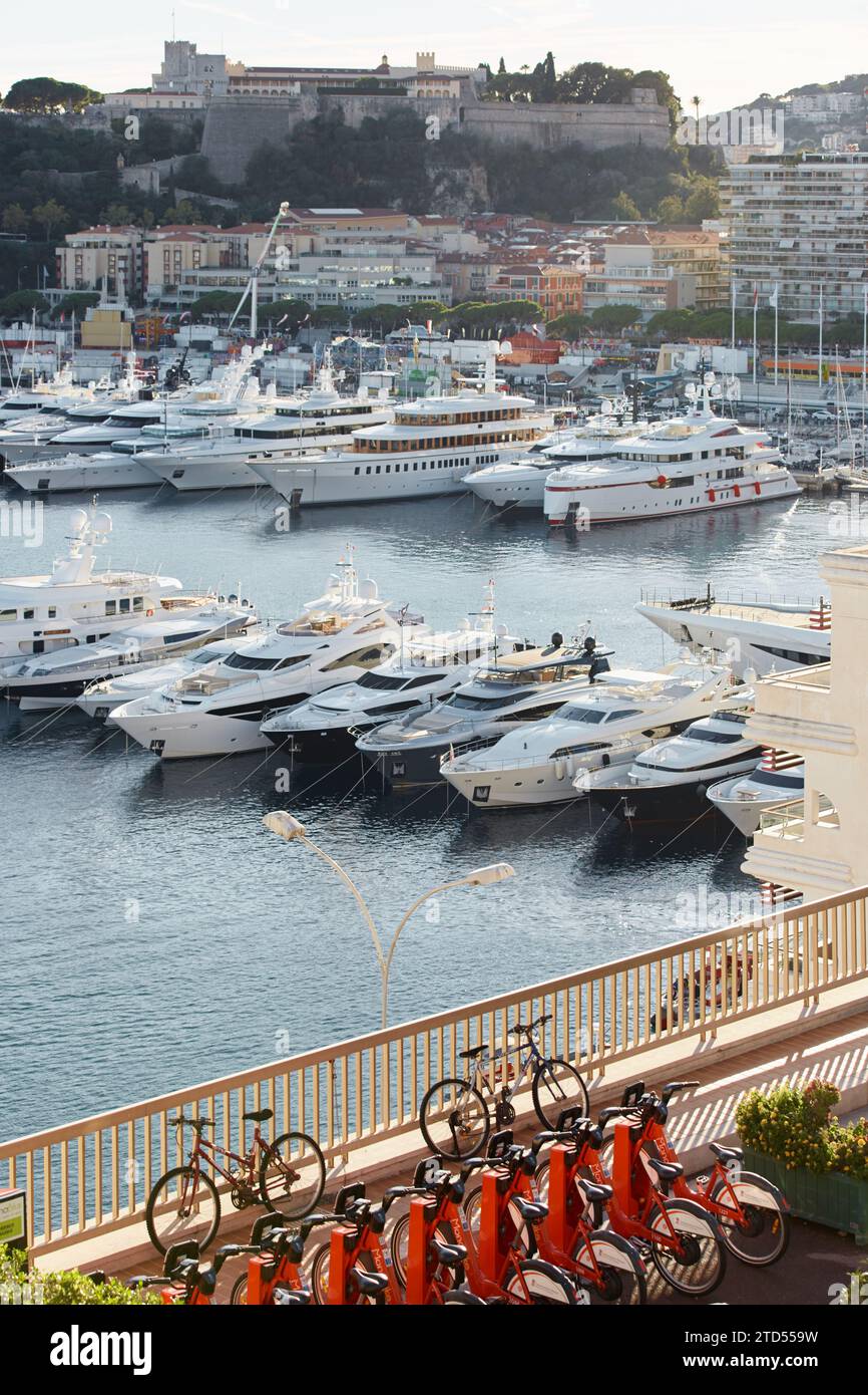 Monaco, Monte Carlo, 18 October 2022: Sunset panorama of port Hercule ...