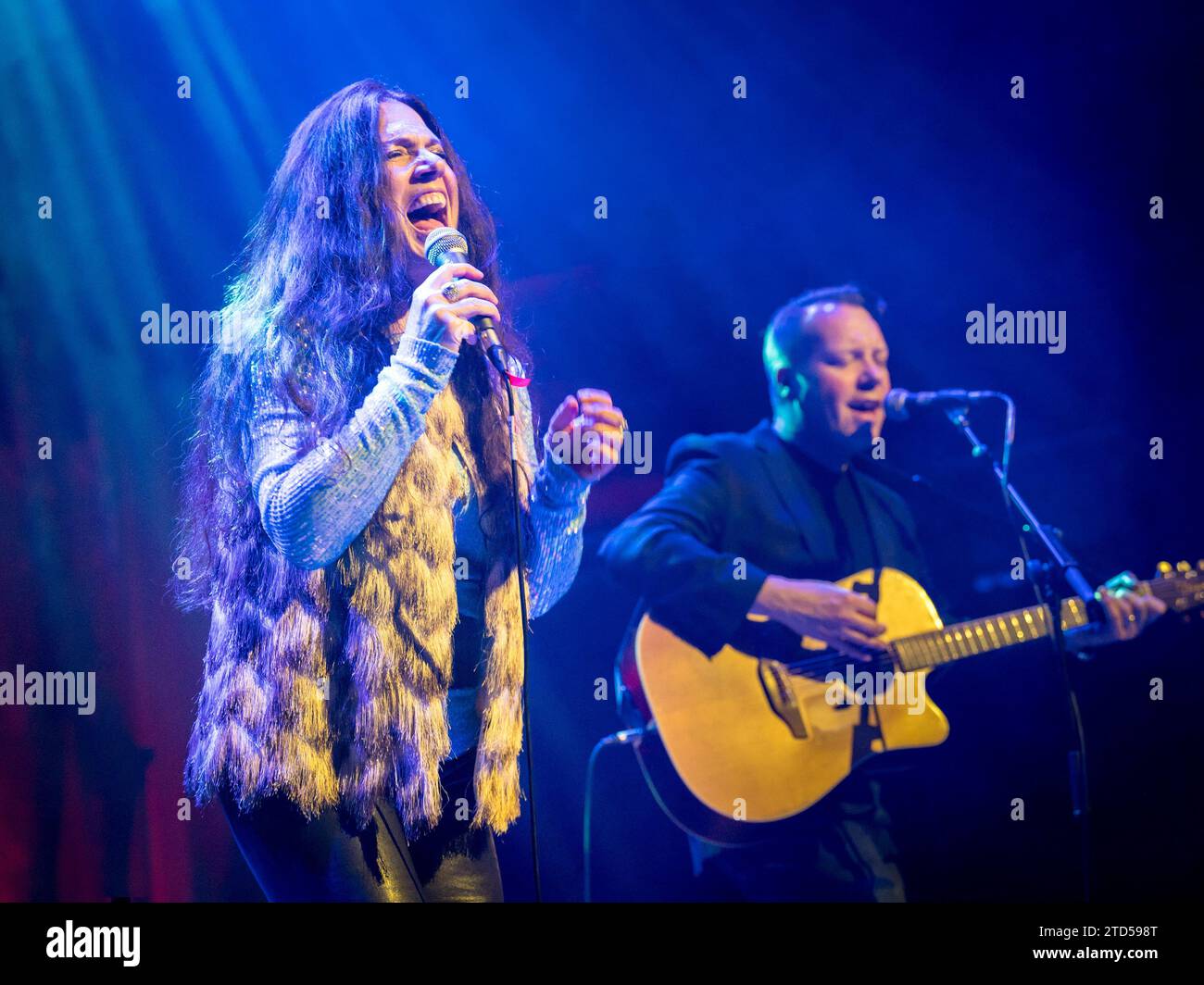 Sari Schorr on vocals Stock Photo - Alamy