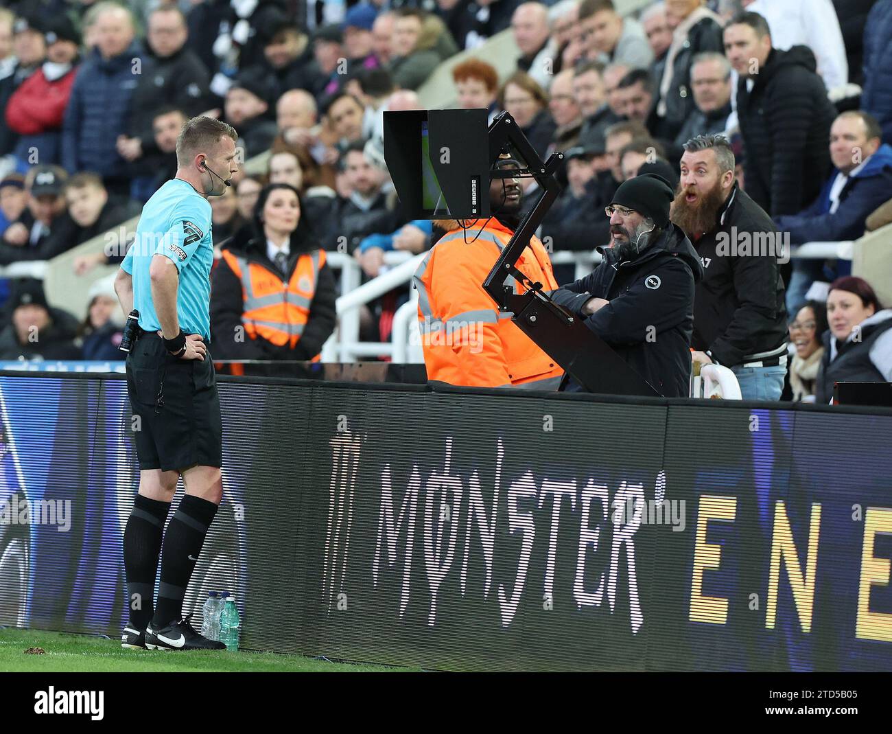 James barrett hi-res stock photography and images - Alamy