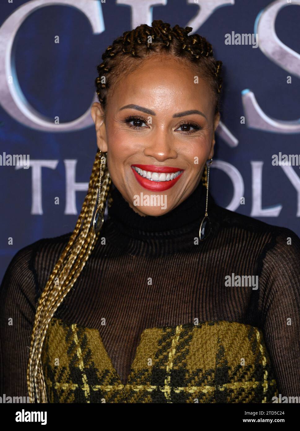 Ayodavis hi-res stock photography and images - Alamy