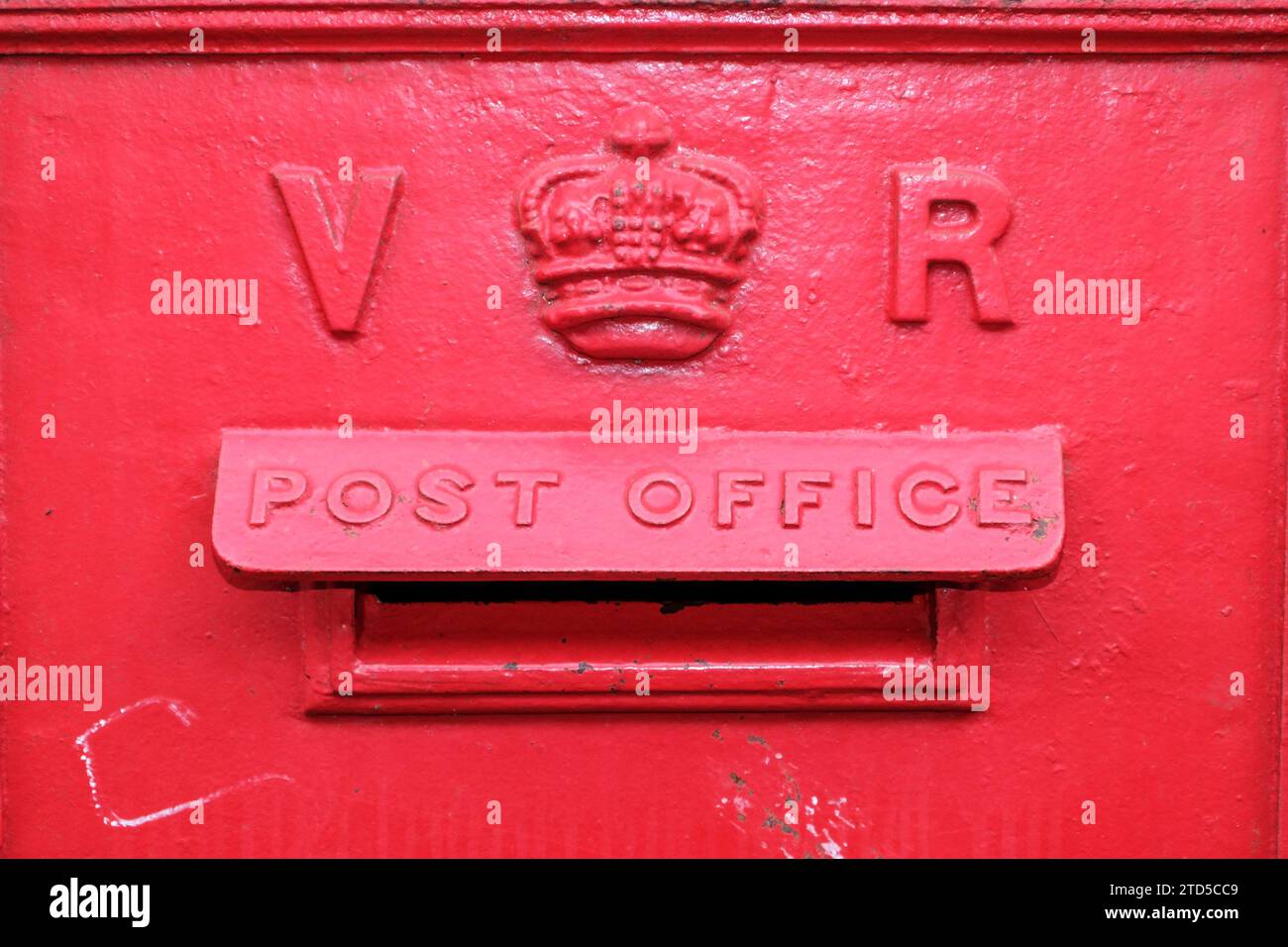 Victoria regina post box hi-res stock photography and images - Alamy