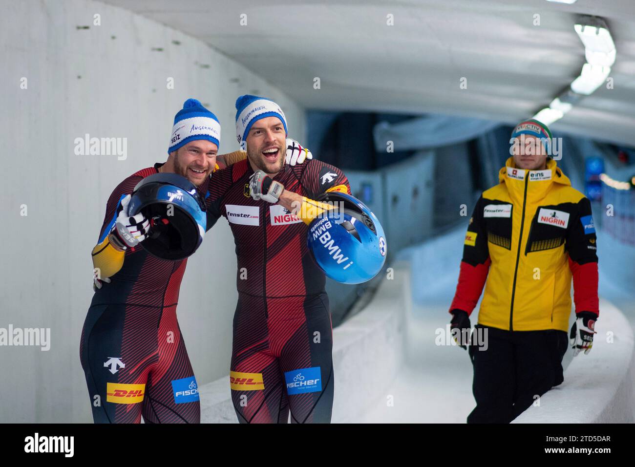 Johannes Lochner, Georg Fleischhauer (Deutschland) jubeln im Ziel ueber ...