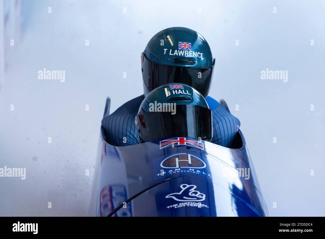 Brad Hall, Taylor Lawrence (Großbritannien) im Ziel, AUT, IBSF BMW Bob ...