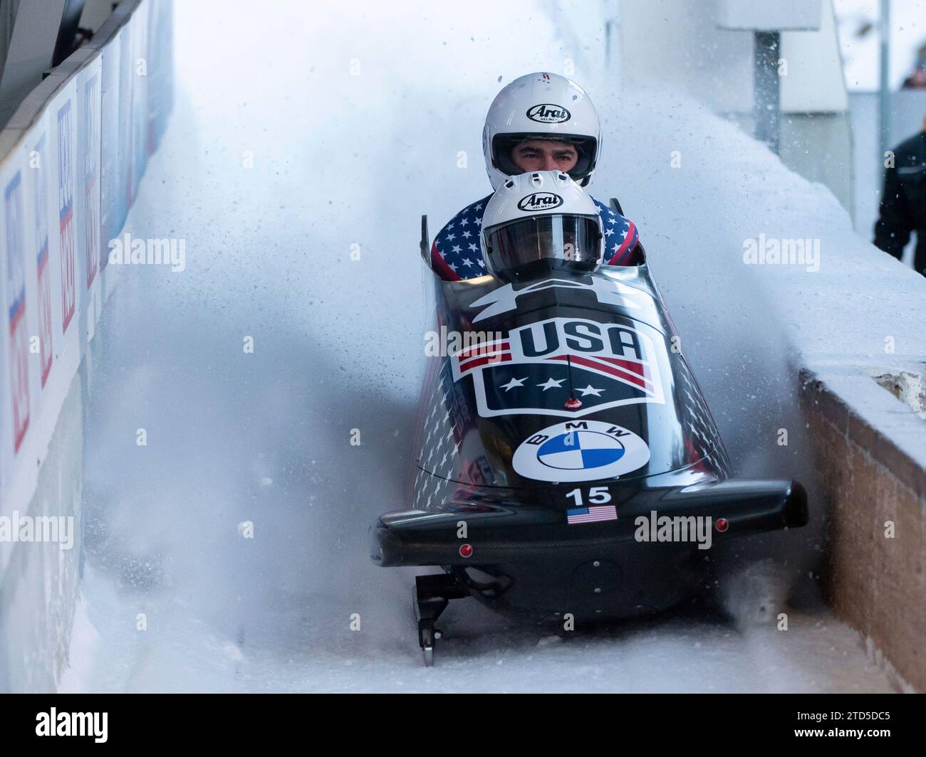 Frank del Duca, Joshua Williamson (USA) im Ziel, AUT, IBSF BMW Bob ...