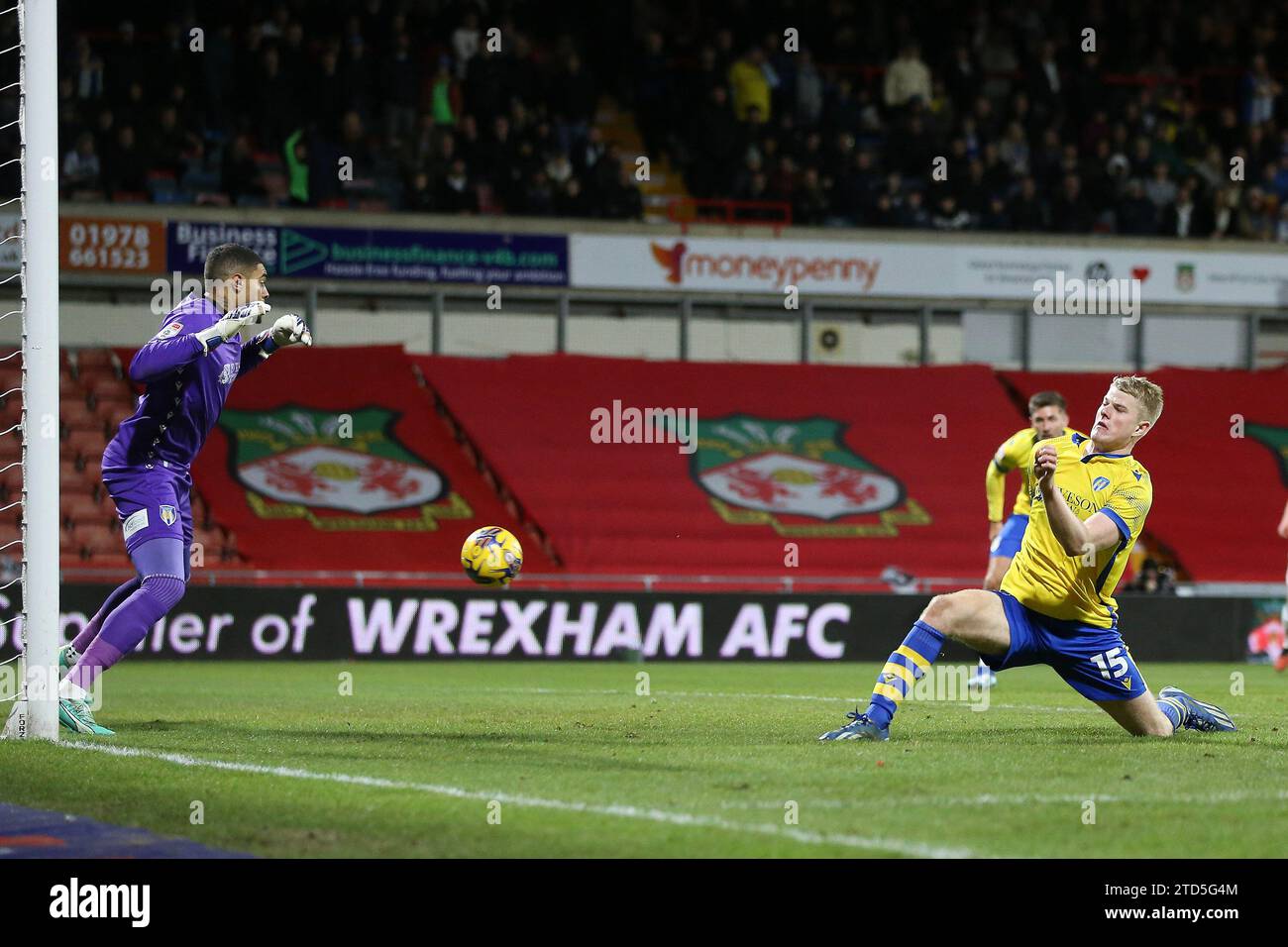 Wrexham, UK. 16th Dec, 2023. Wrexham, Wales on Saturday 16th December ...