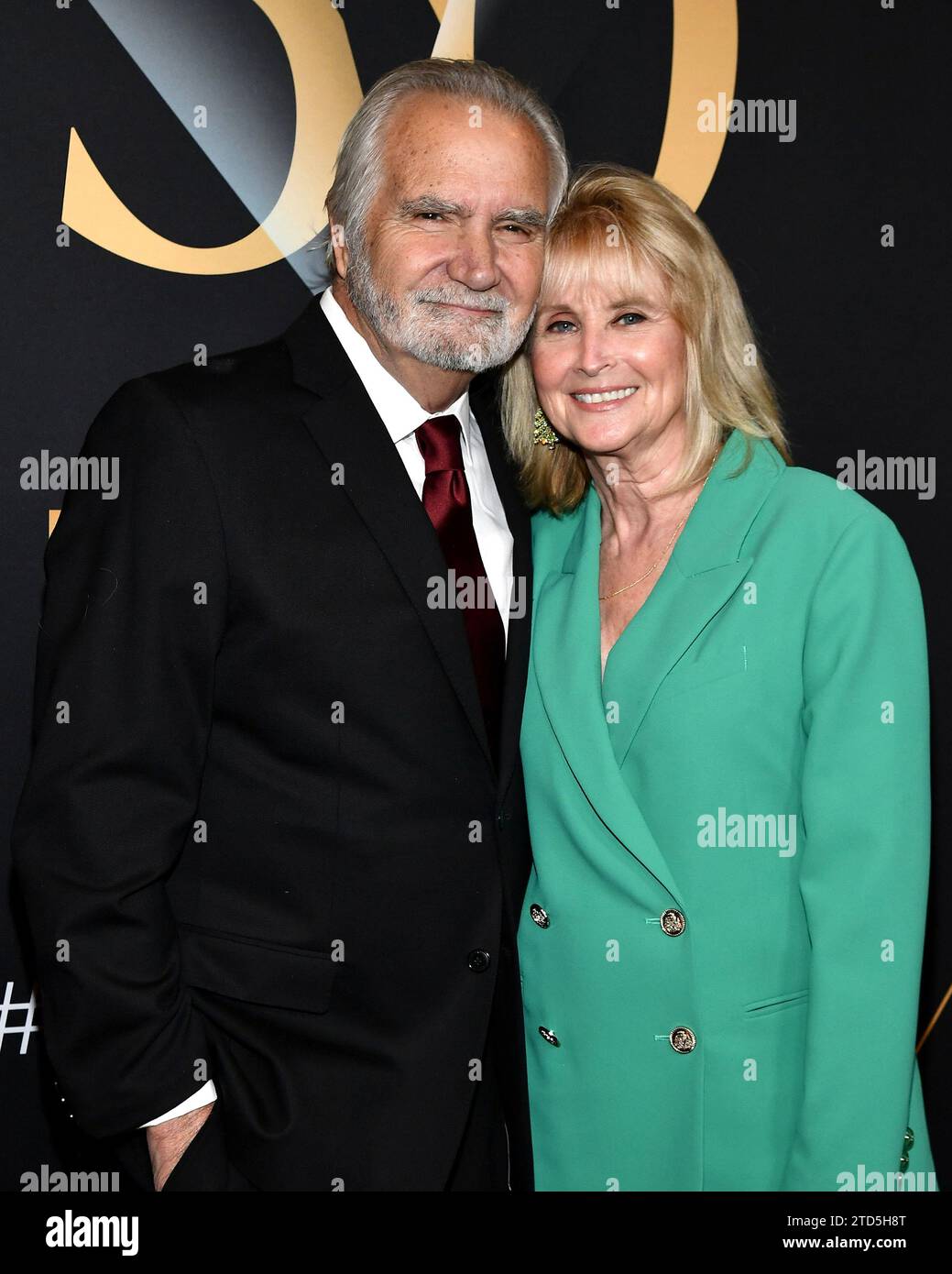 Los Angeles, USA. 15 December, 2023. John McCook and Laurette McCook ...