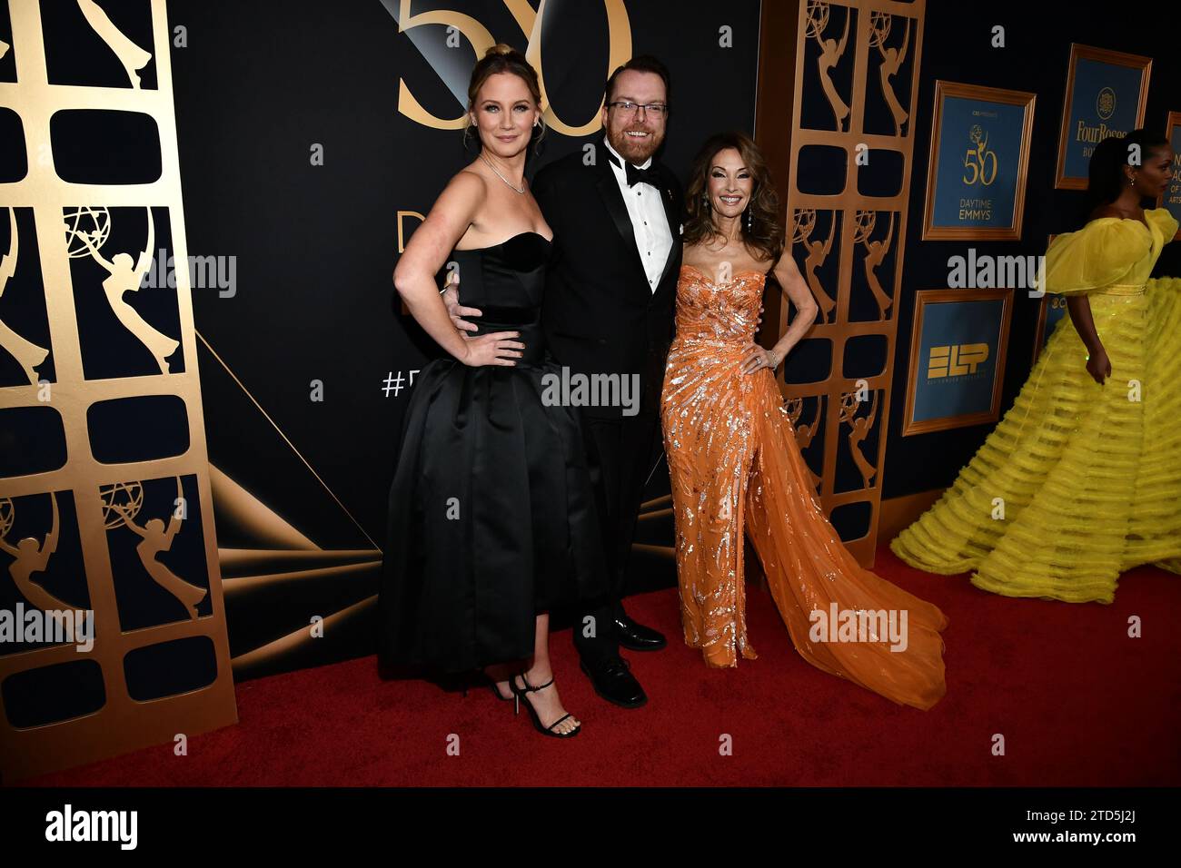 Los Angeles, USA. 15 December, 2023. Jennifer Nettles, Adam Sharp and ...