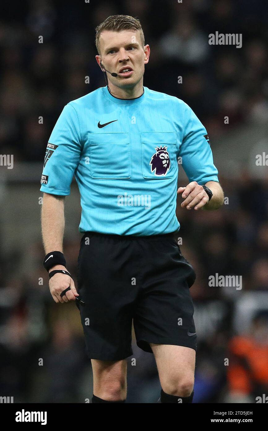Newcastle, UK. 16th December 2023. Referee Sam Barrott during the ...