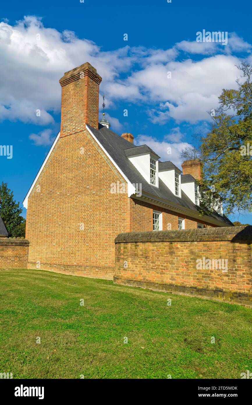 Servant quarters hi-res stock photography and images - Alamy