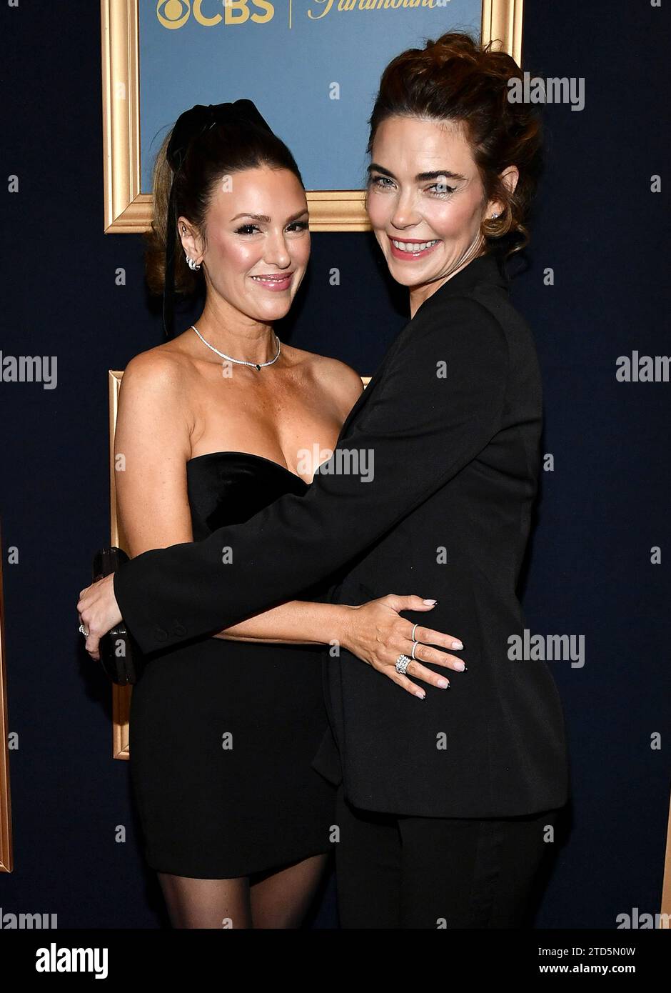 Los Angeles, USA. 15 December, 2023. Elizabeth Hendrickson and Amelia ...