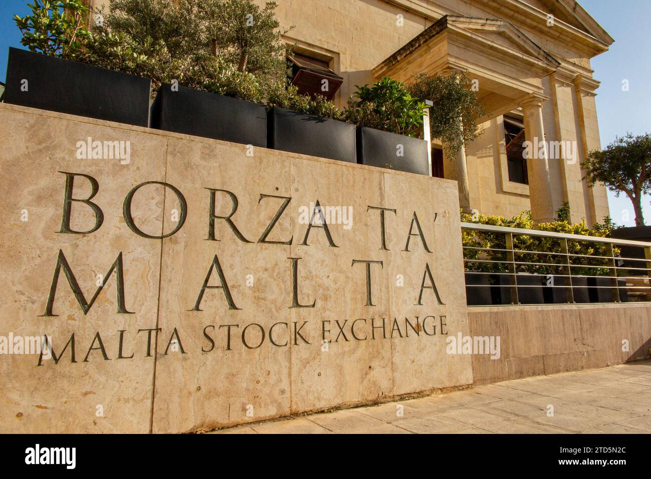 Malta stock exchange hi-res stock photography and images - Alamy