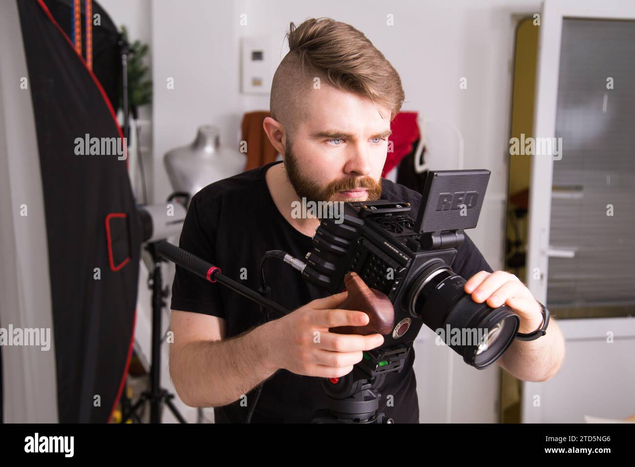 4k cinema production camera crane hi-res stock photography and images ...