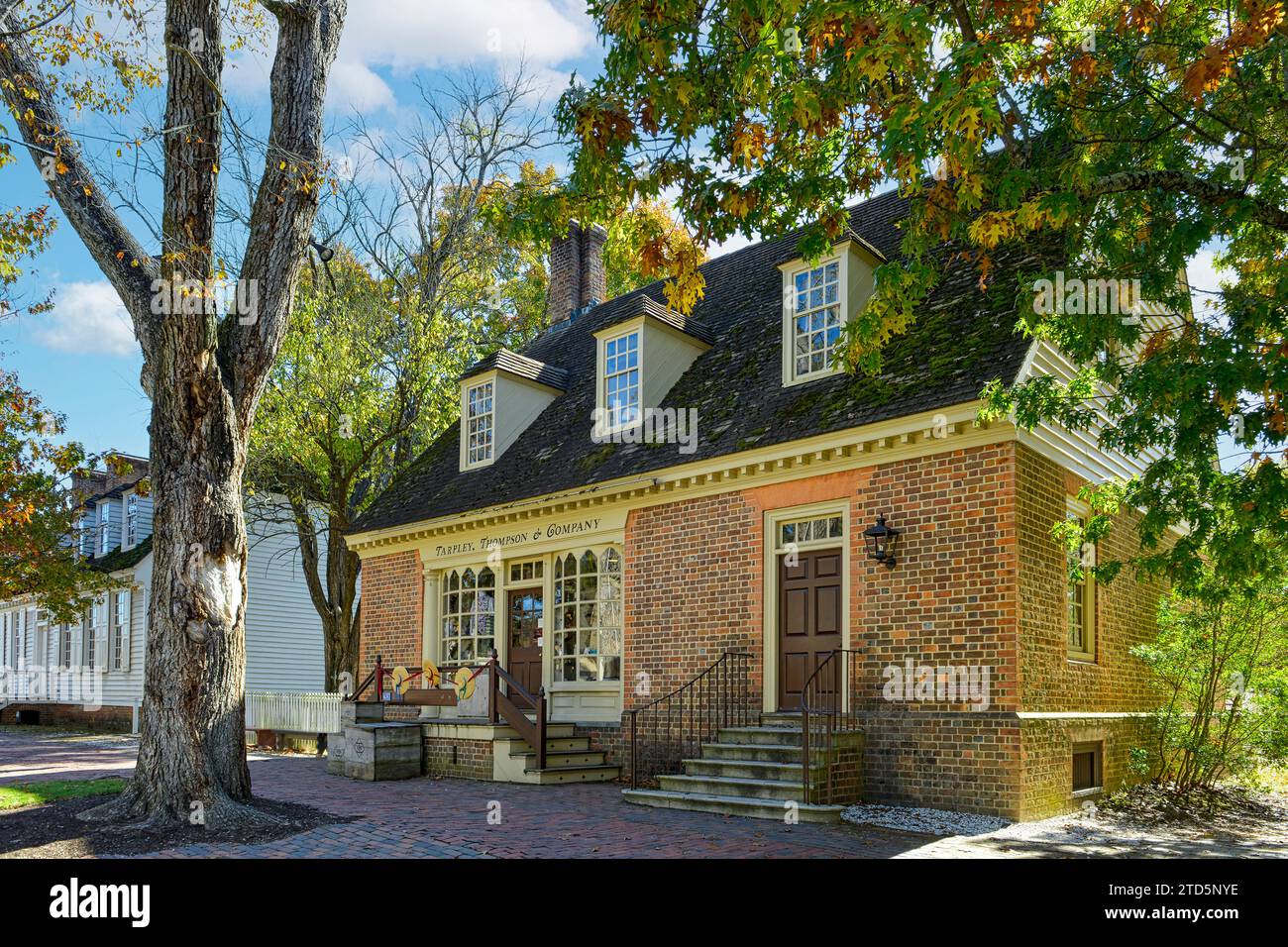 The Tarpley, Thompson & Company store on Duke of Gloucester Street ...