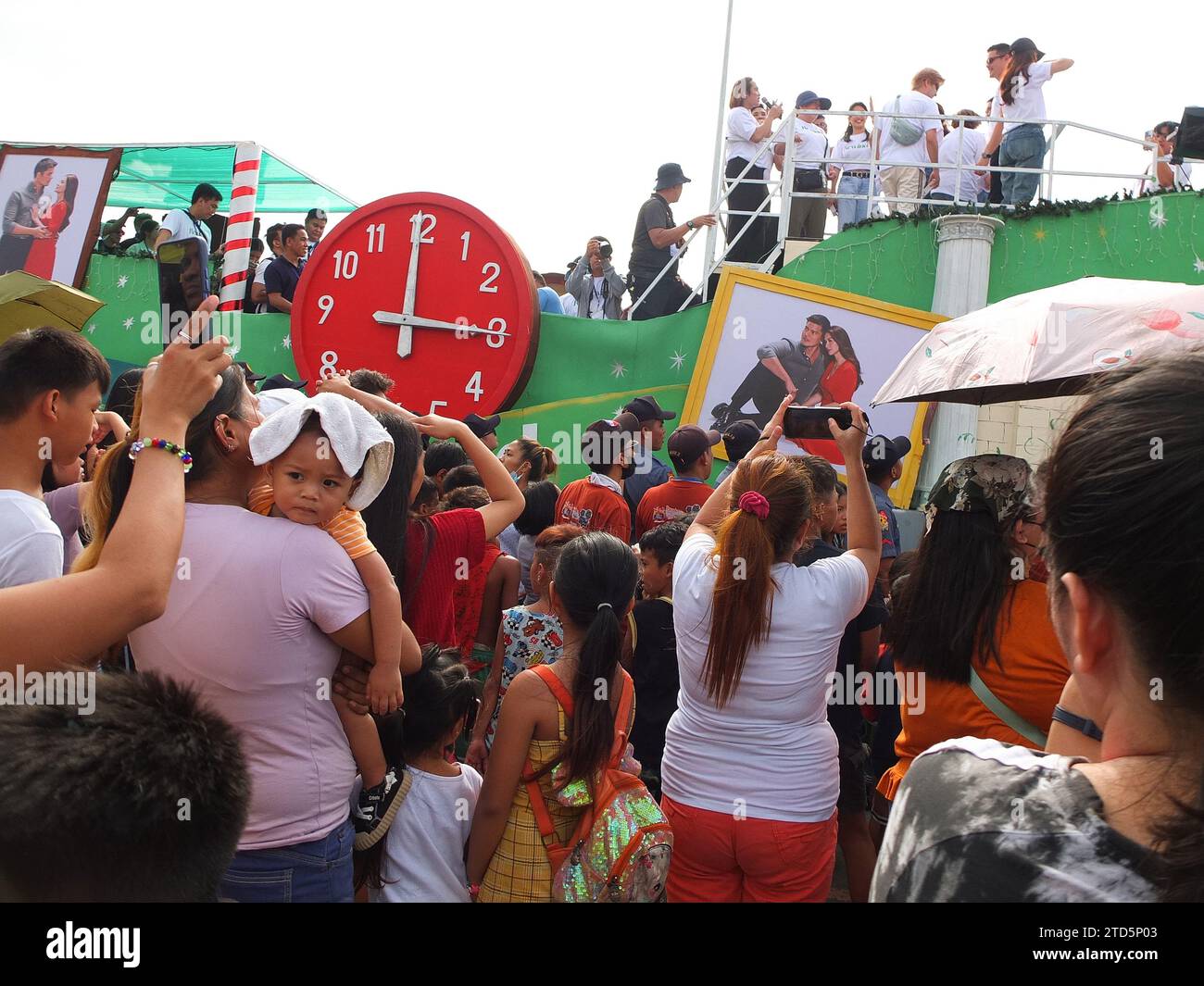 Crowd flock to the float of the drama movie, "REWIND" which stars real ...