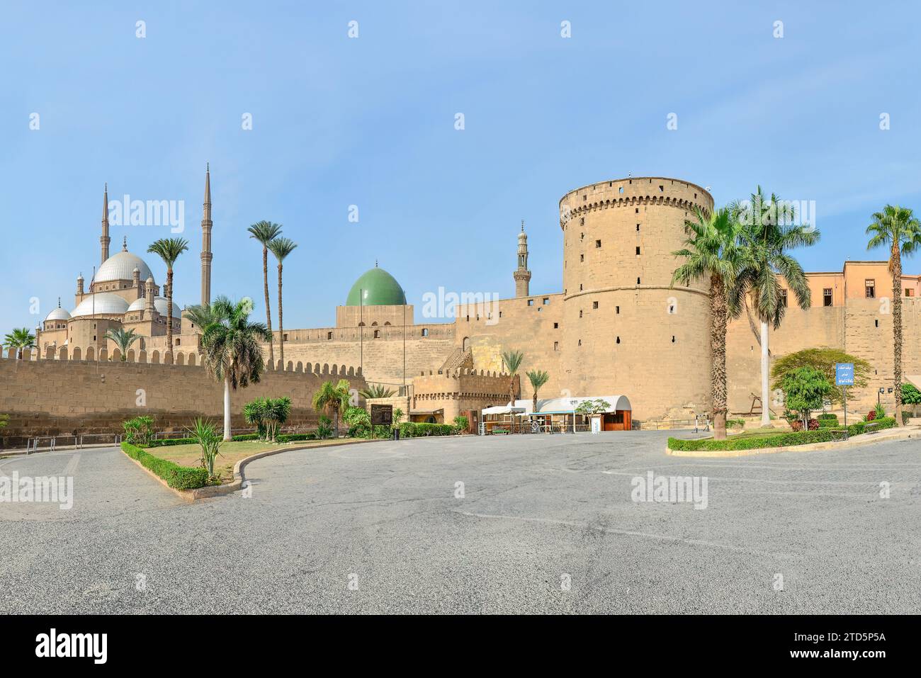 Ancient fort egypt hi-res stock photography and images - Alamy