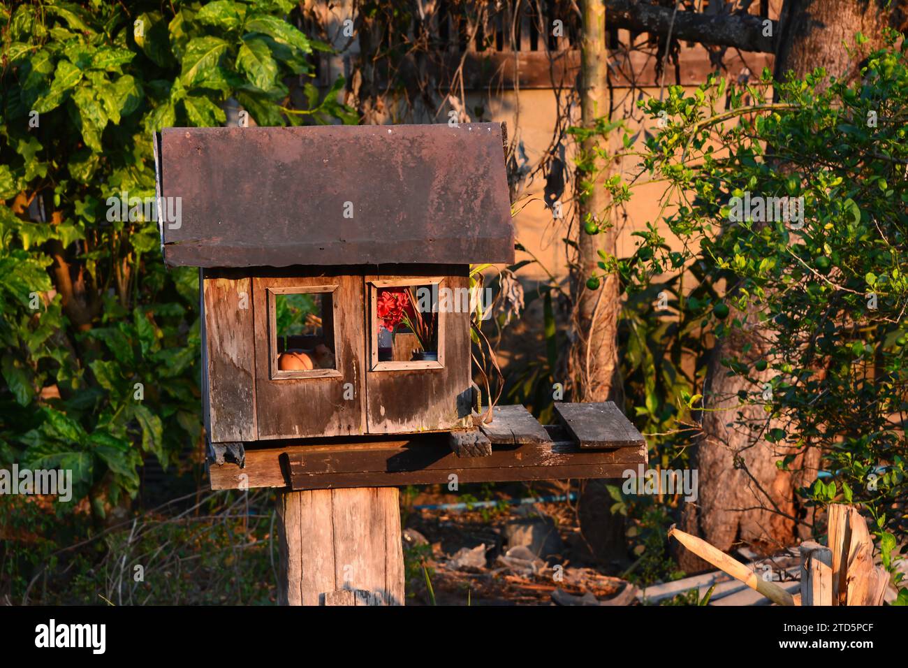 Well maintained white beaches hi-res stock photography and images - Alamy