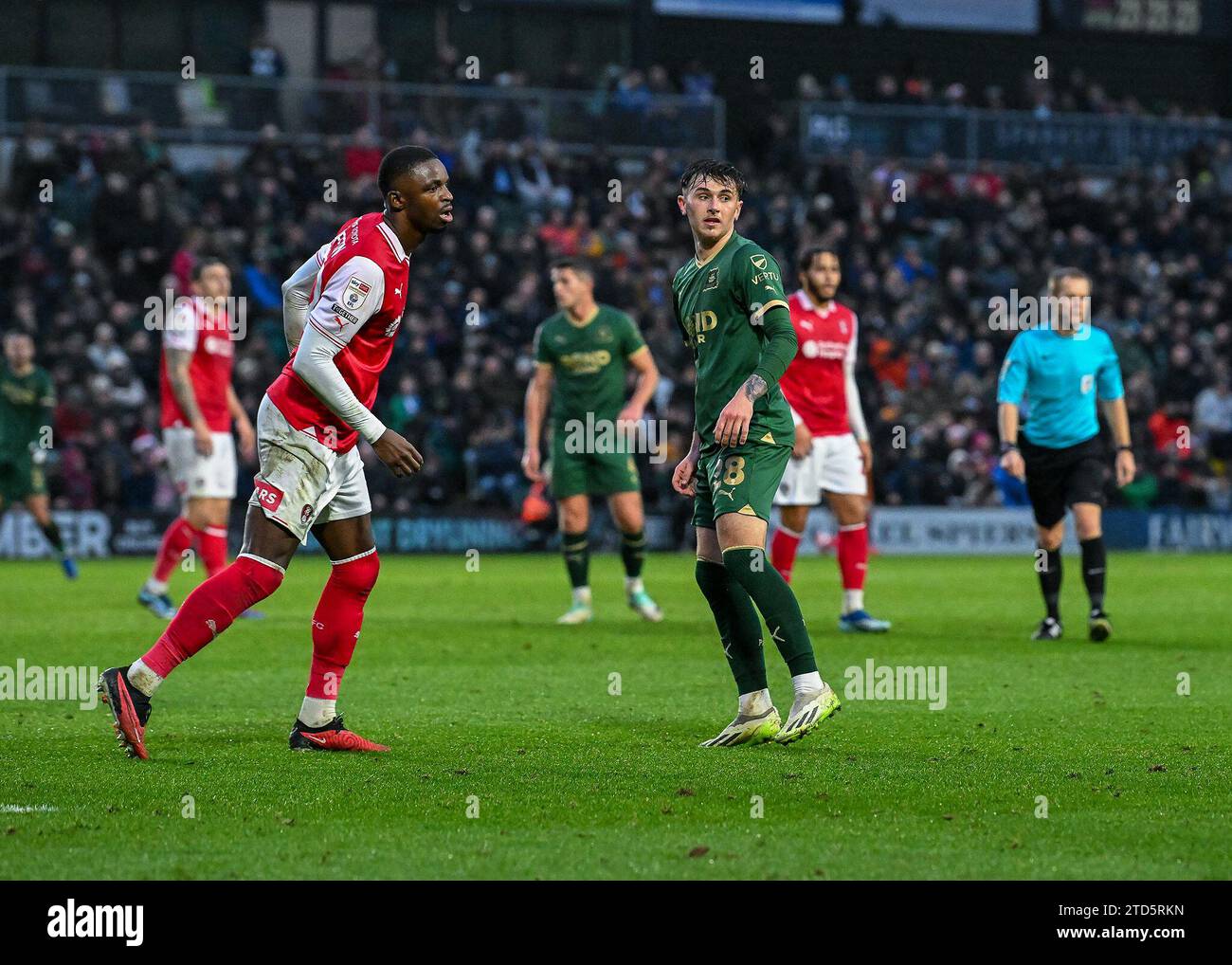 Luke Cundle #28 of Plymouth Argyle in action during the Sky Bet ...