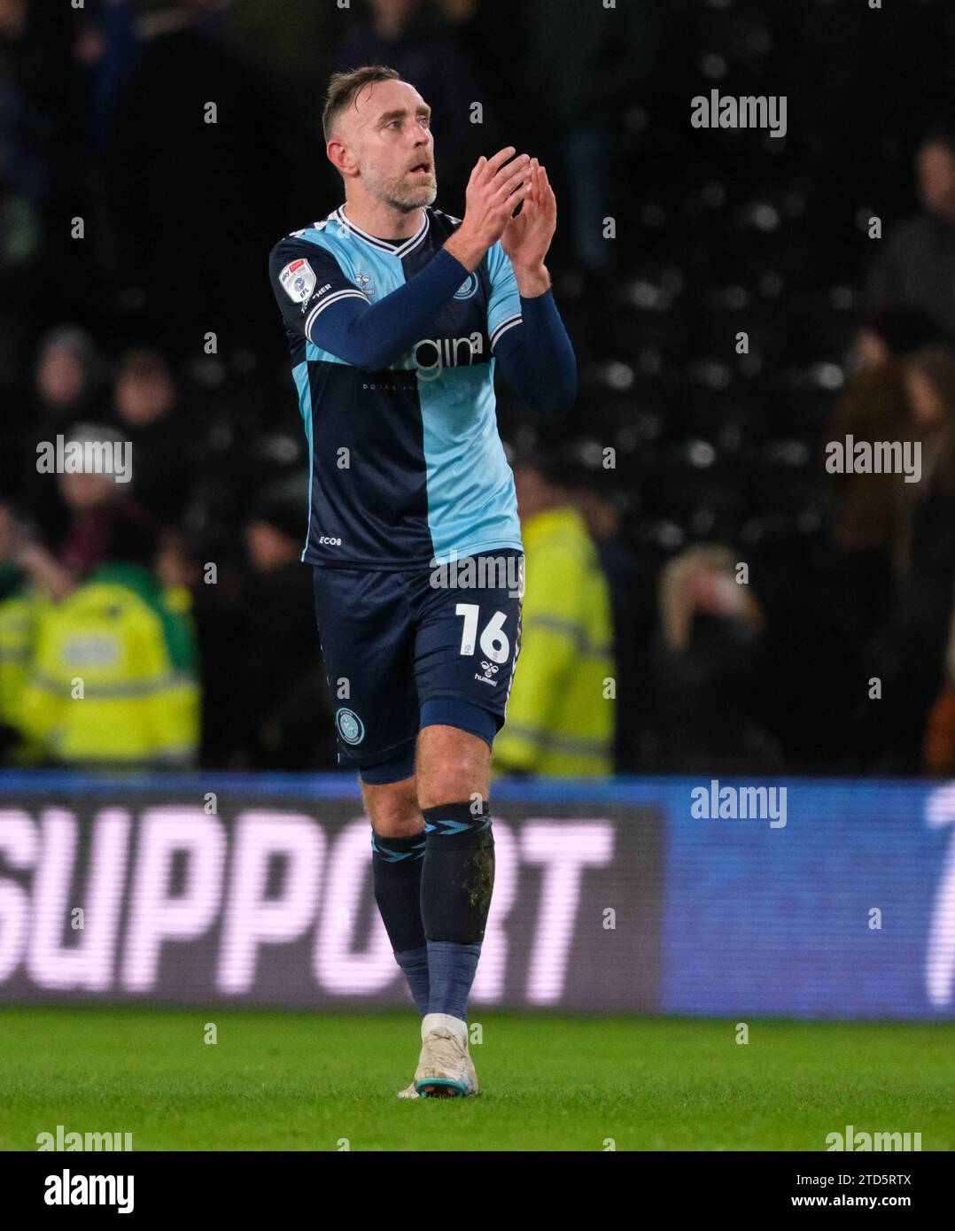 Derby, Derbyshire, UK. 16th Dec 2023. 16th December 2023; Pride Park, Derby, Derbyshire, England ...