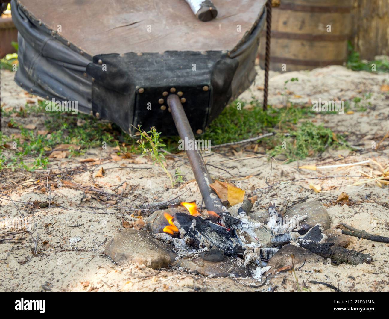 Hand bellows hi-res stock photography and images - Alamy