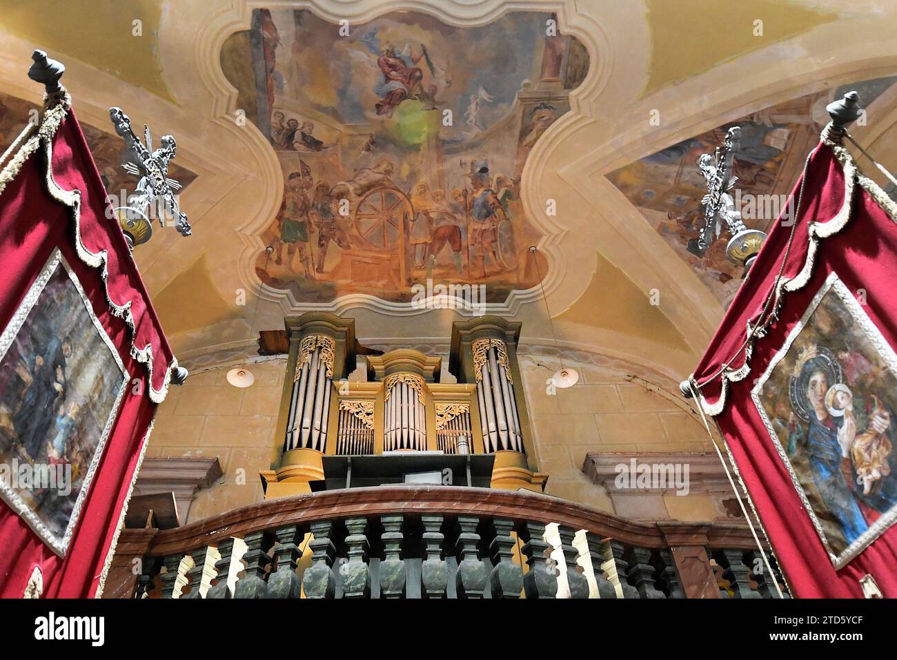 The rare electrified Baroque altar by Franz Stilp in St. George's ...