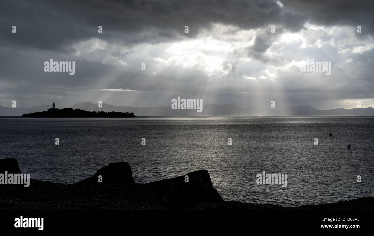 Faro de Alcanada, rain, Mallorca, mare nostrum Stock Photo - Alamy