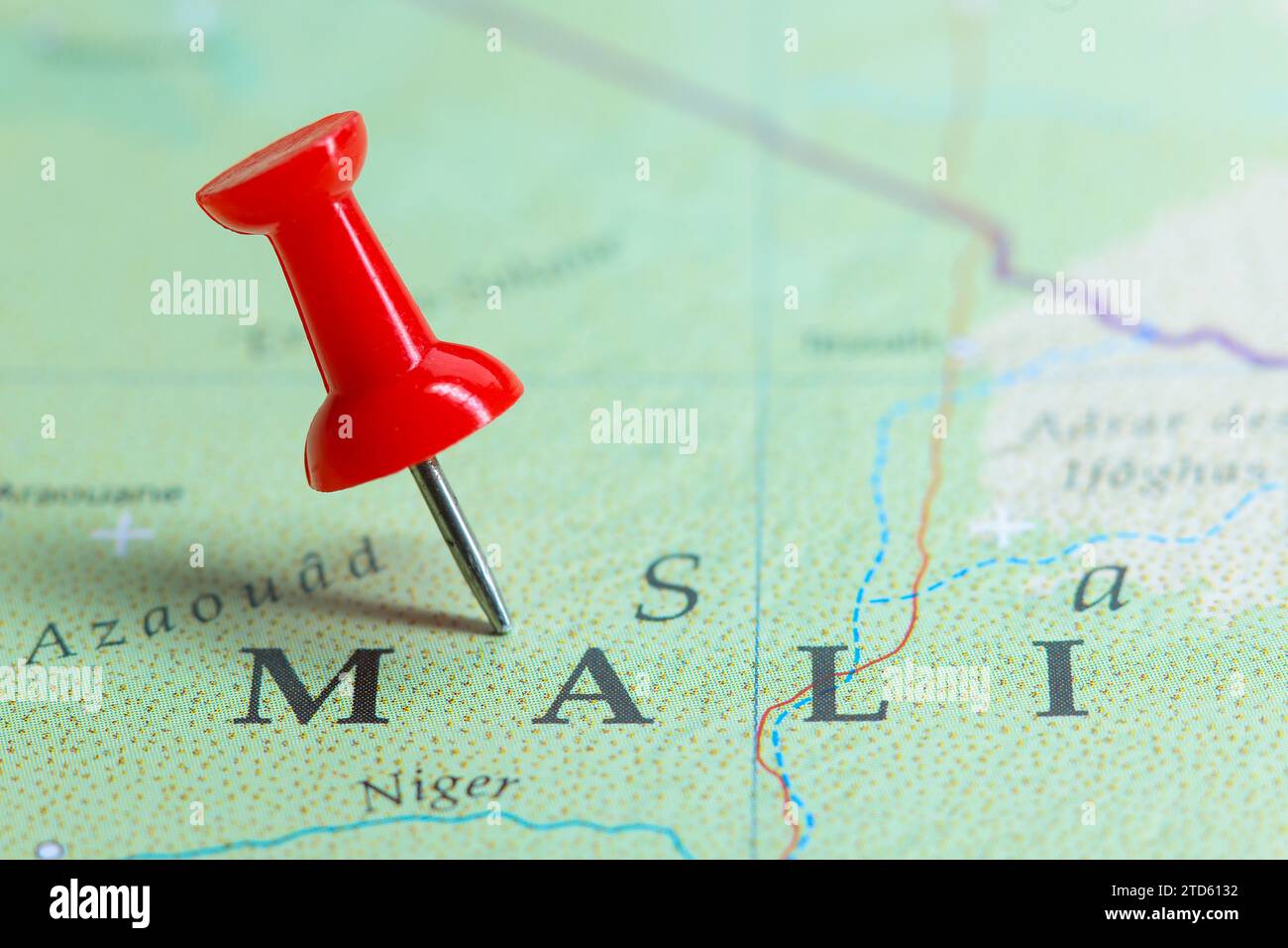 Word Mali pin on map of Africa Stock Photo - Alamy