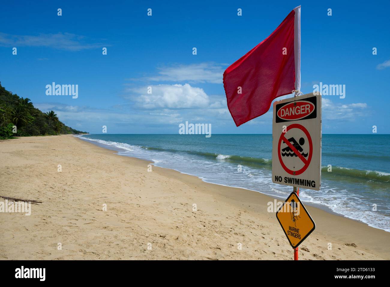 Marine stingers warning sign on Ellis Beach, Queensland, Australia ...