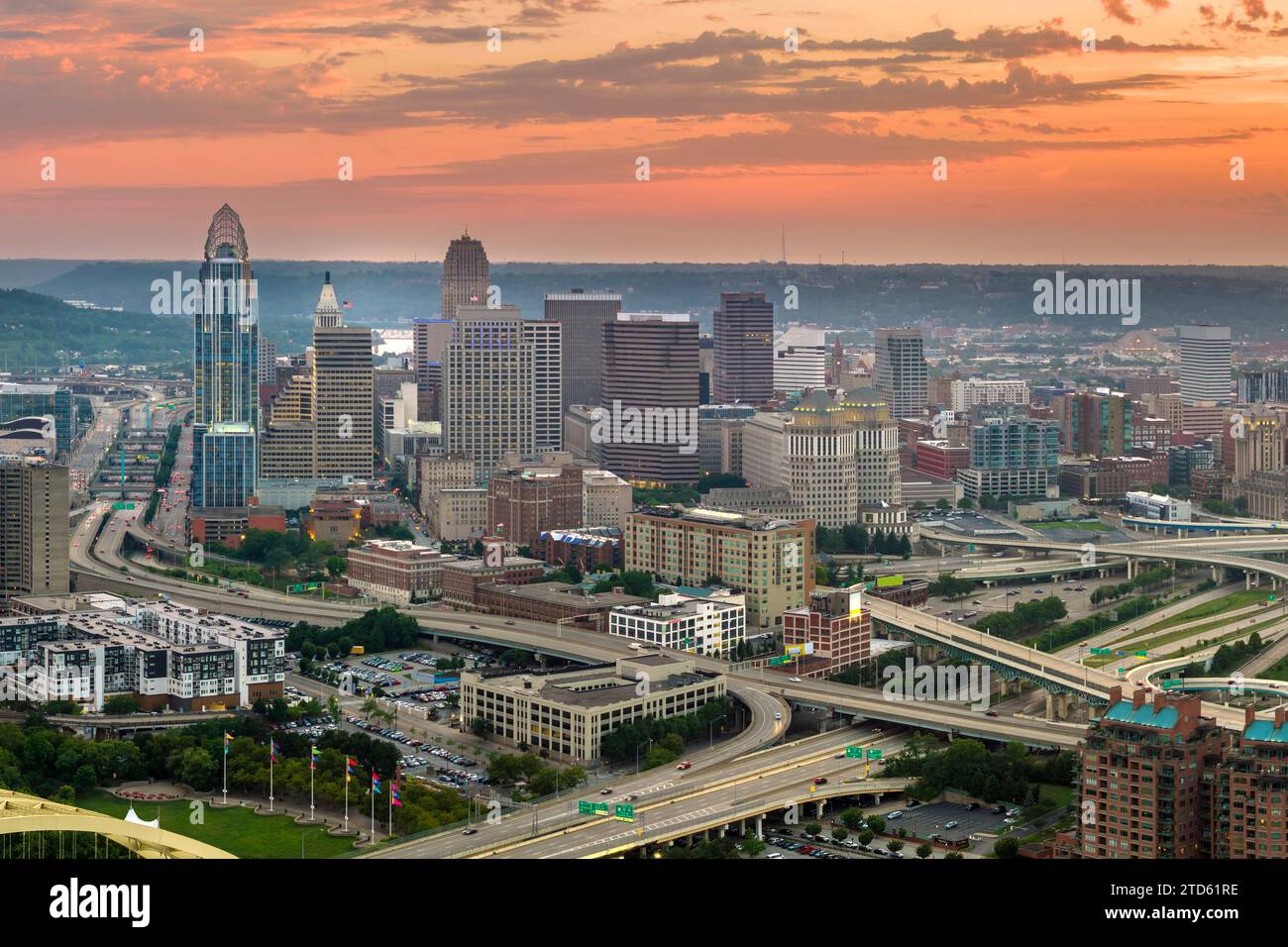 Aerial view of downtown district of Cincinnati city in Ohio, USA at ...