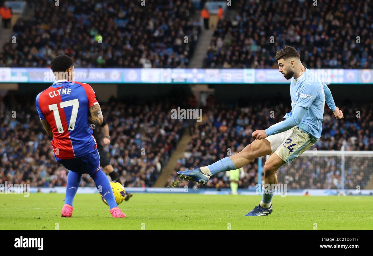 Manchester, UK. 16th December 2023; Etihad Stadium, Manchester, England ...