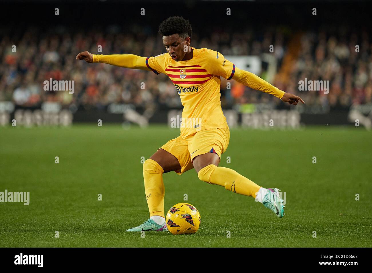 Alejandro Balde of FC Barcelona during the La Liga match between ...