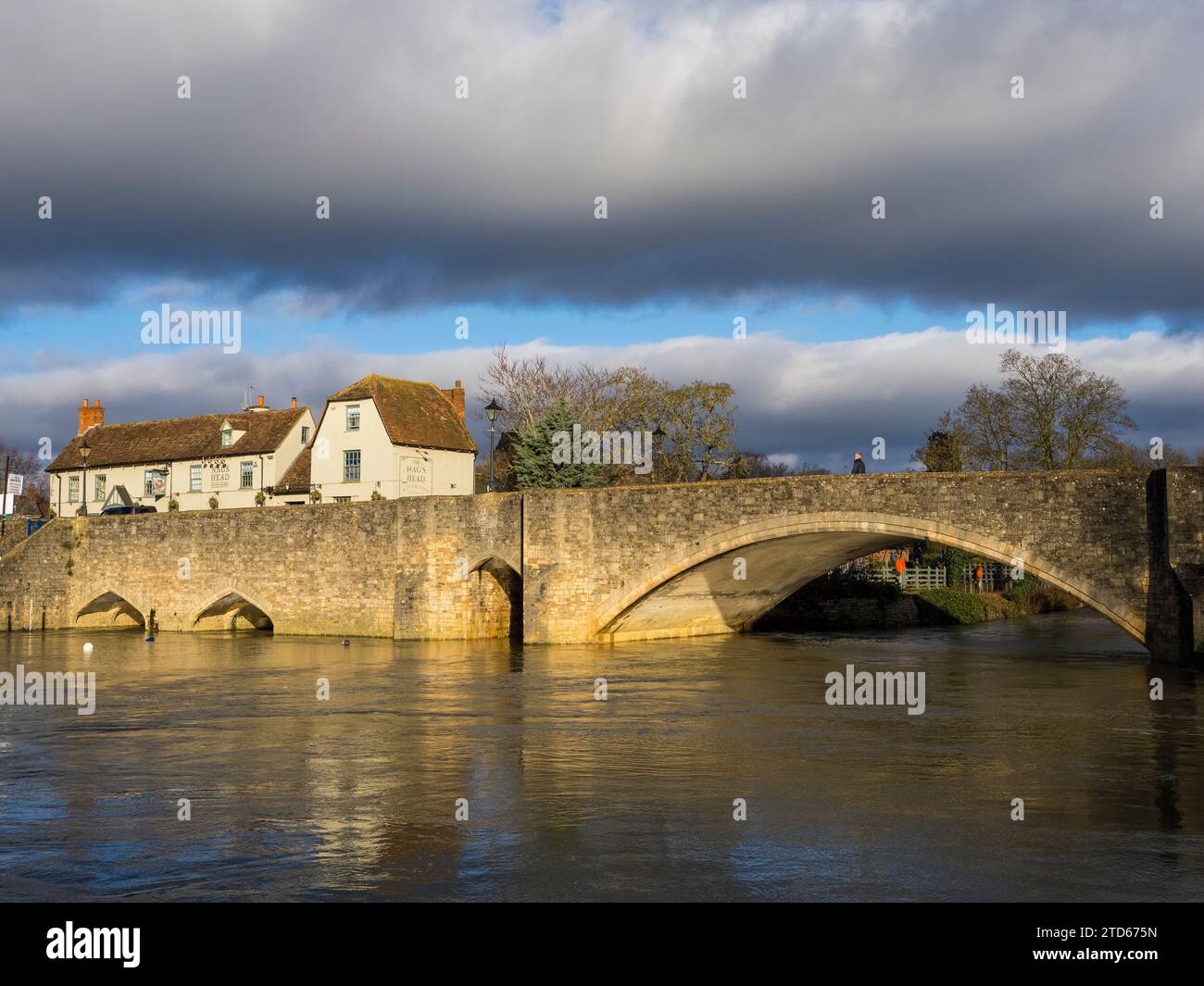 High Water, River Thames, Abingdon Bridge, Abingdon, Oxfordshire ...