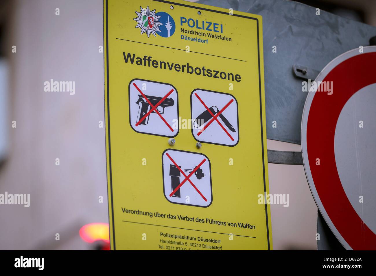 Waffen verboten schild hi-res stock photography and images - Alamy