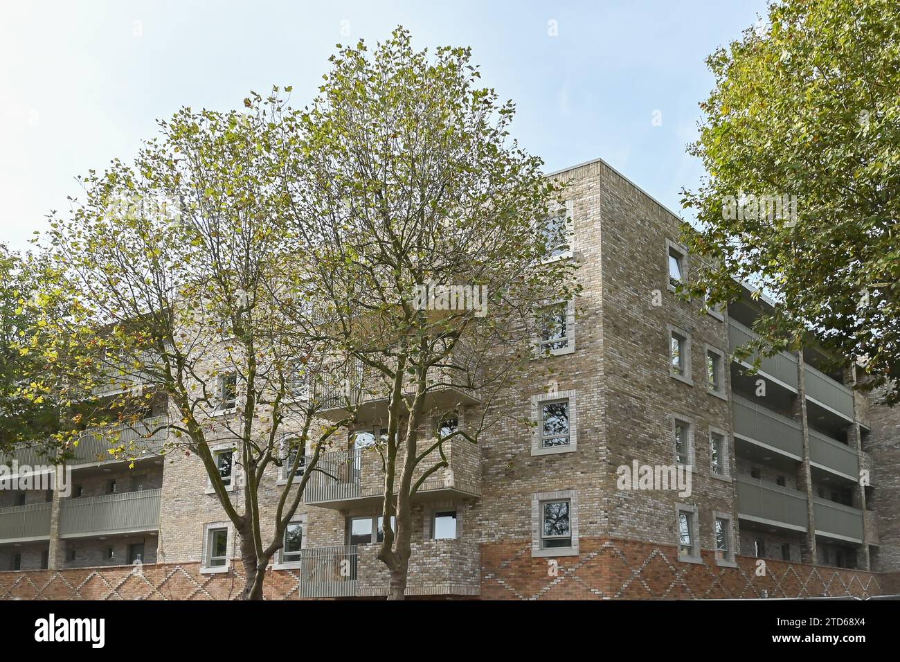 New homes development in East London affordable housing Stock Photo - Alamy