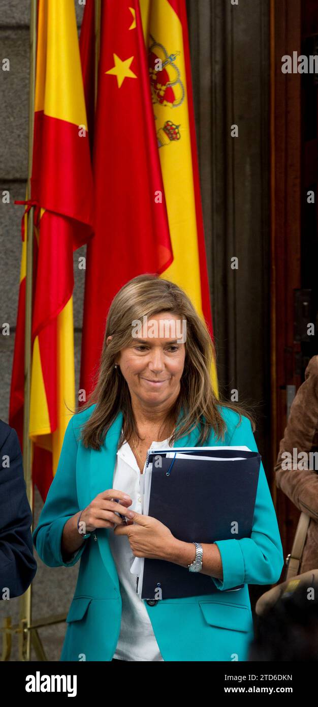 Madrid, October 8, 2014. Control plenary session in the Congress of ...