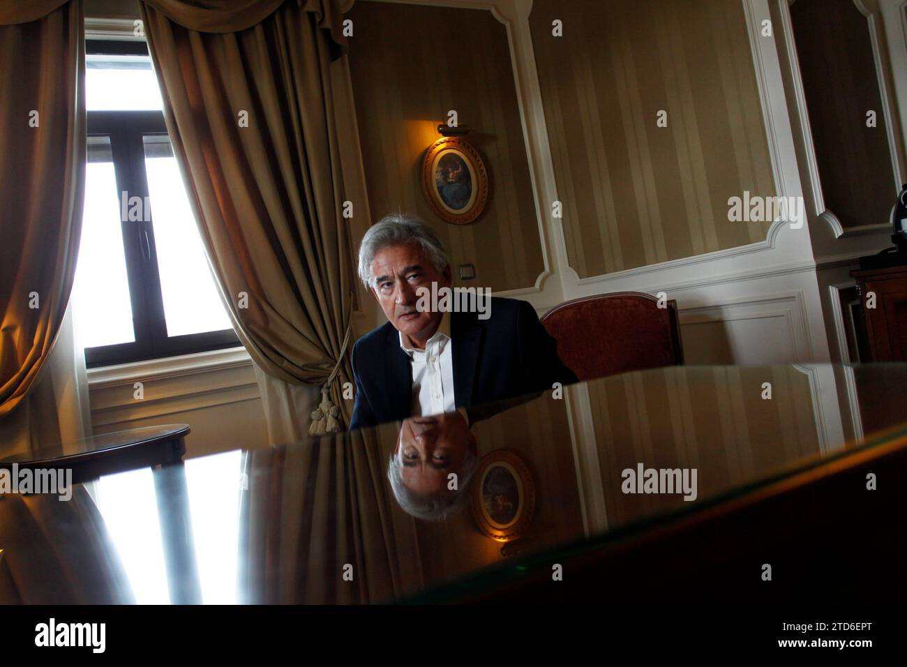 Madrid, 09/25/2012. Interview with Anthony Beevor in his hotel room ...