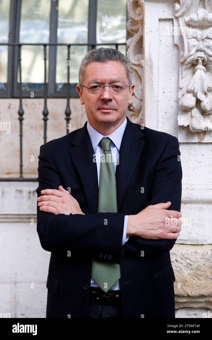 2012 ruiz hi-res stock photography and images - Alamy