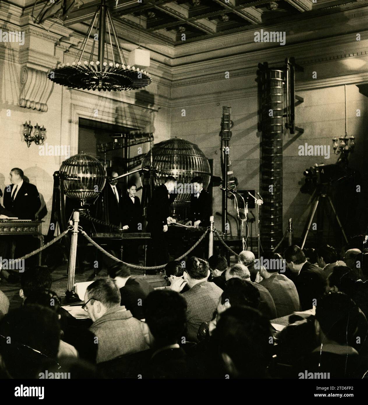 Number 4600 hi-res stock photography and images - Alamy