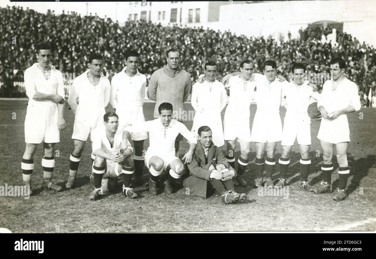 From left to right: Ciriaco, Eugenio, Olivares, Zamora, Prast, Luis ...