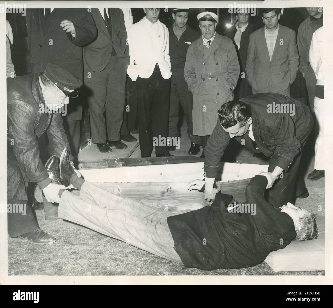 Naples (Italy), 01/27/1962. Former gangster Lucky Luciano dies at ...