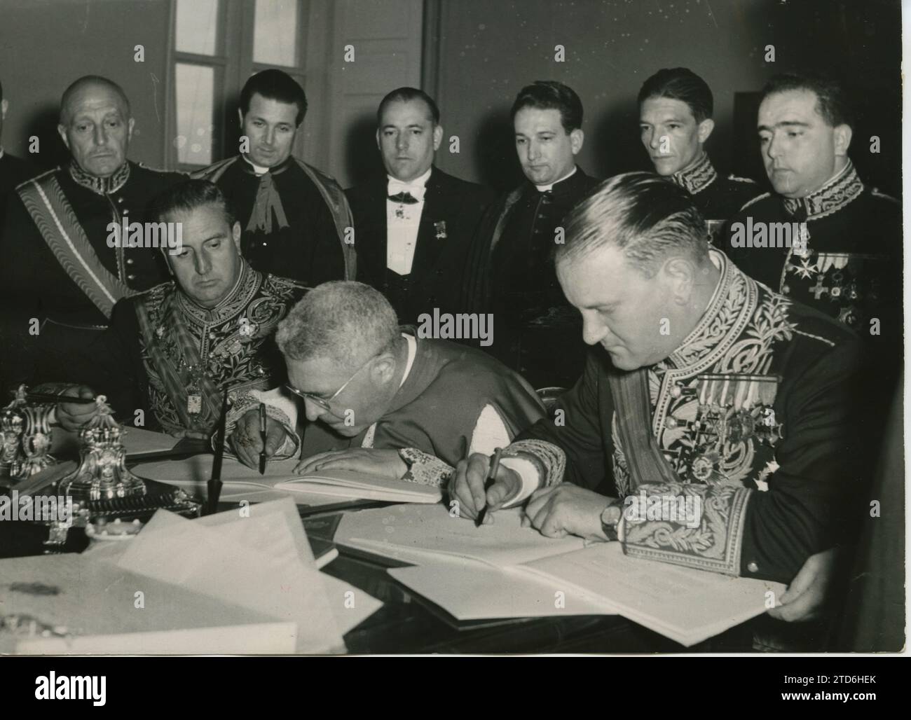 Vatican City, 08/27/1953. Signature of the Concordat between the ...