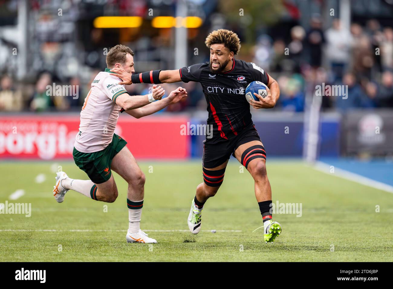 LONDON, UNITED KINGDOM. 16th, Dec 2023. Andy Christie of Saracens ...