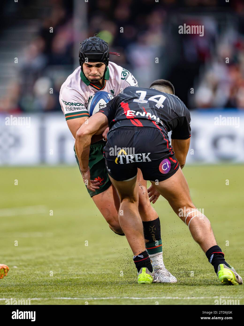 LONDON, UNITED KINGDOM. 16th, Dec 2023. Byron Ralston of Connacht Rugby ...
