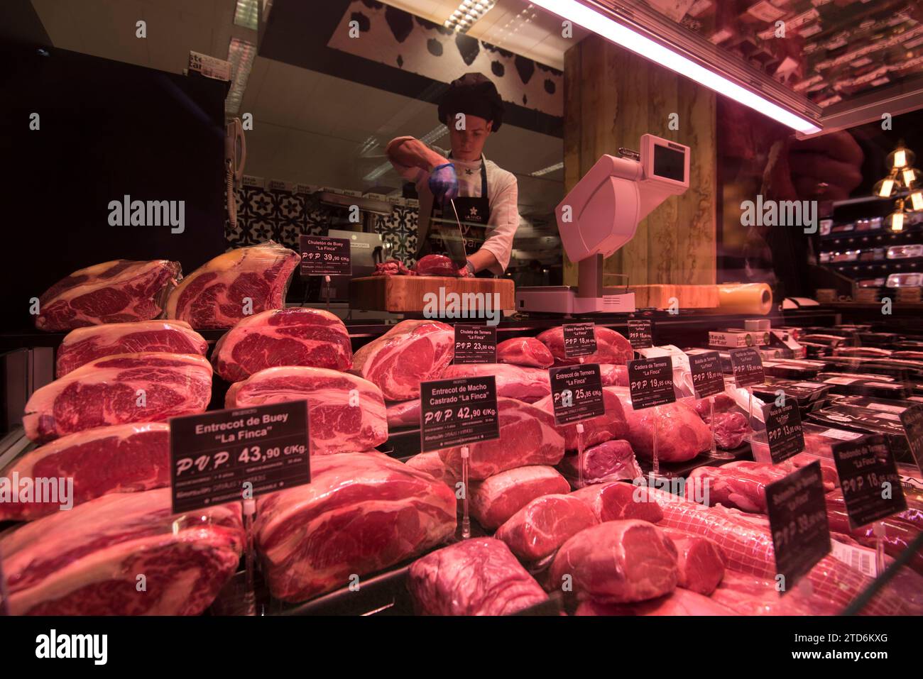 Madrid, 10/28/2014. El Corte Ingles shopping center / Goya gourmet ...