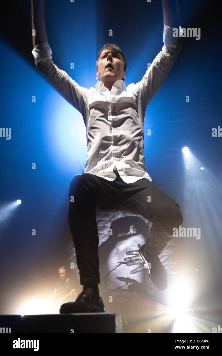 London, UK. 16 Dec 2023. Lead singer Brett Anderson of English rock ...
