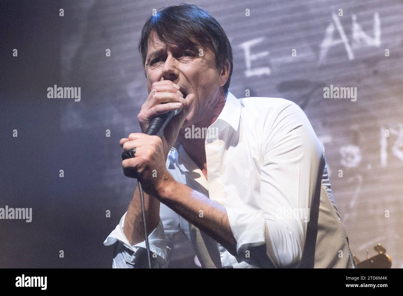 London, UK. 16 Dec 2023. Lead singer Brett Anderson of English rock ...