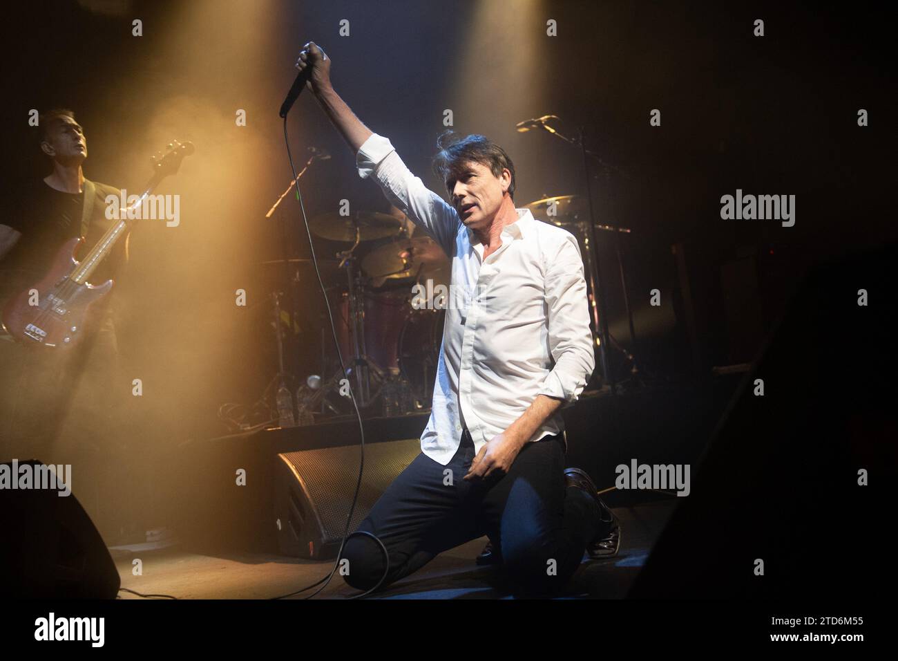 London, UK. 16 Dec 2023. Lead singer Brett Anderson of English rock ...